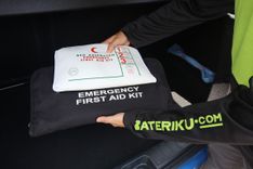 5 Essential Items You Must Have in Your Car Emergency Kit - Bateriku.com